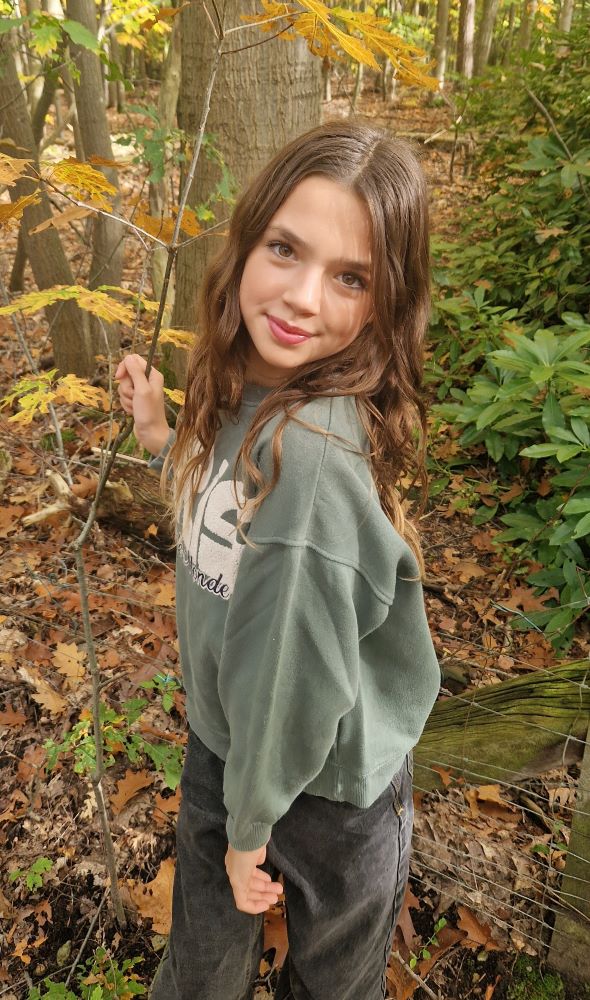 Zana V | Network Model Agency