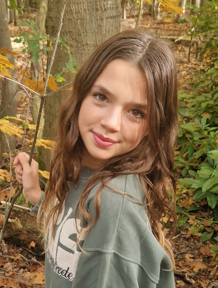 Zana V | Network Model Agency