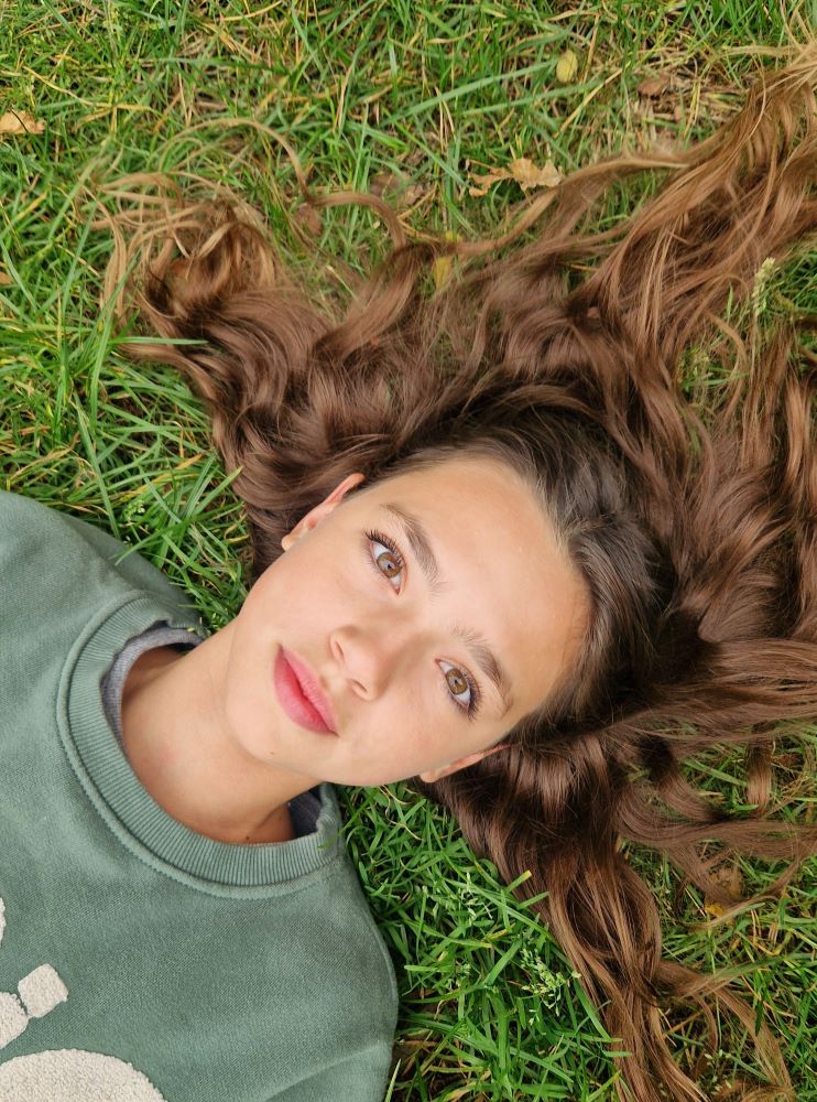 Zana V | Network Model Agency