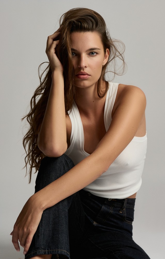 Ella M | Network Model Agency