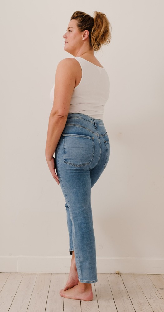 Virginie F | Network Model Agency