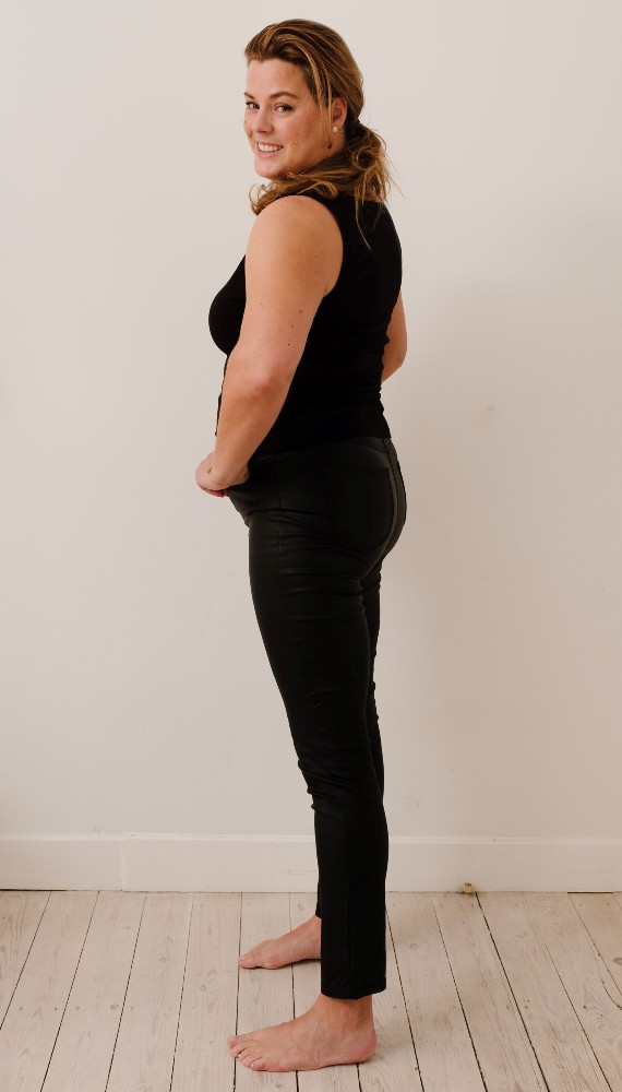 Virginie F | Network Model Agency