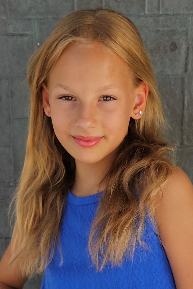 Noor B | Network Model Agency