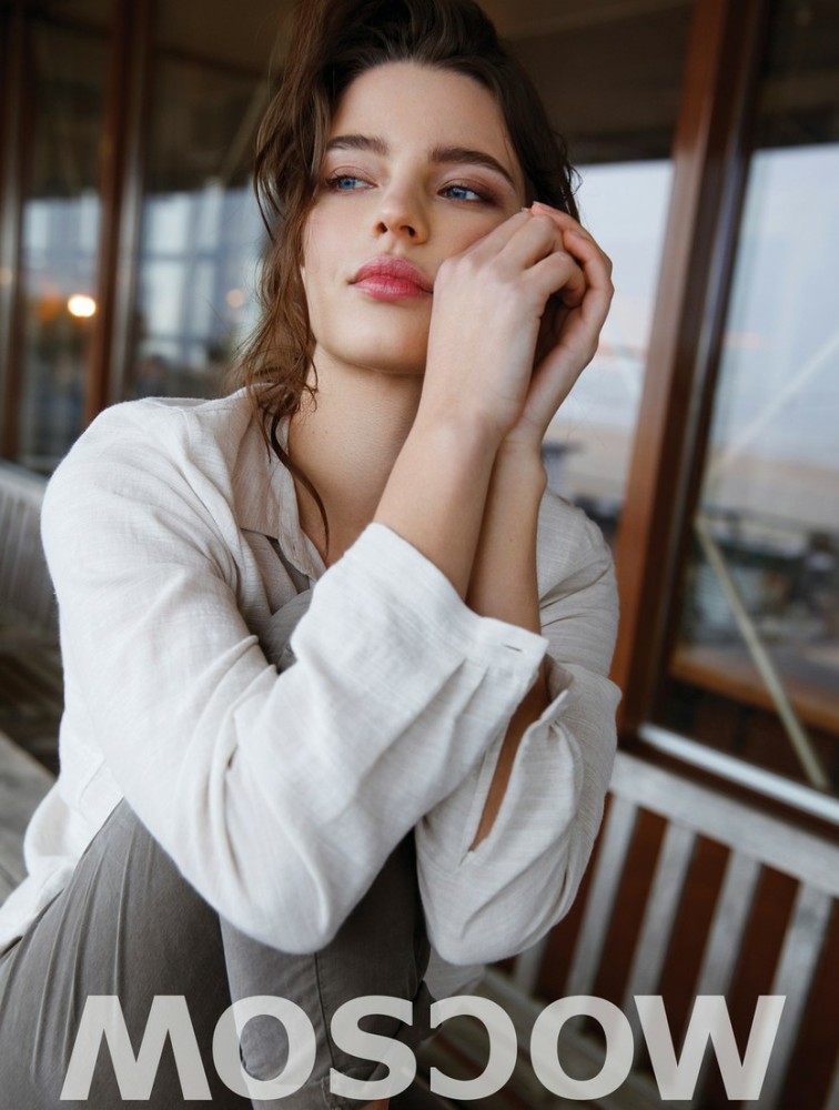 Ella M | Network Model Agency