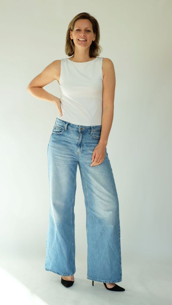 Ellen G | Network Model Agency