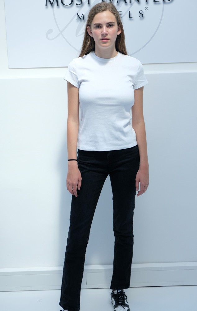 Helena G | Network Model Agency