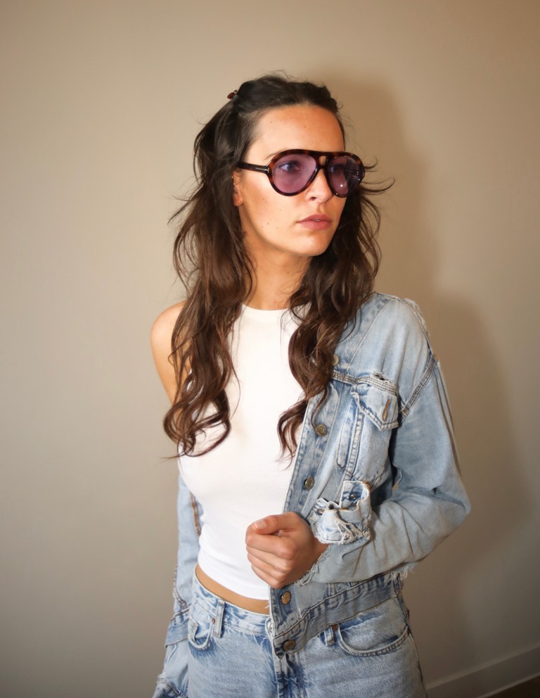 Alanis C | Network Model Agency