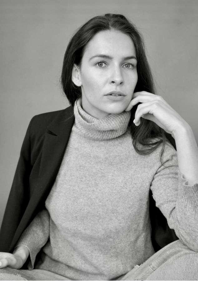 Alanis C | Network Model Agency