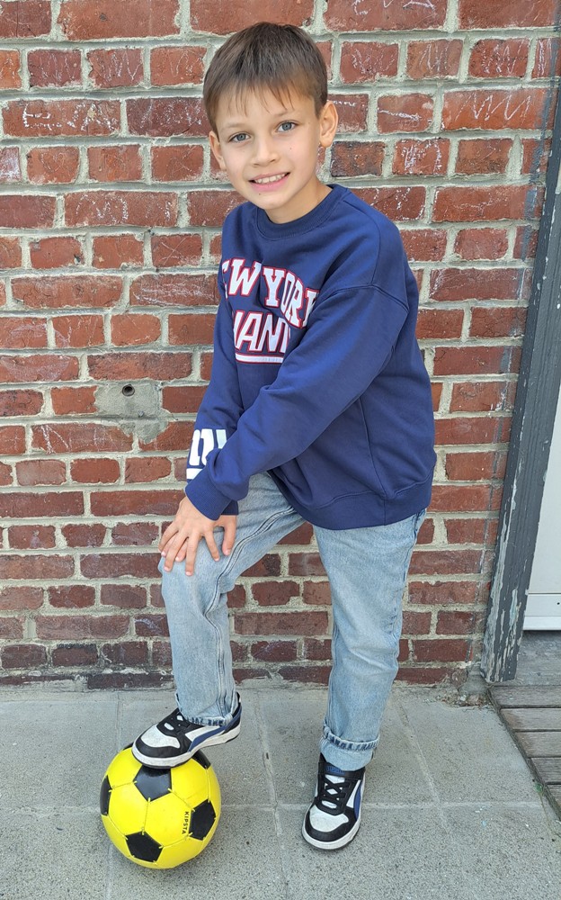 Alex B | Network Model Agency