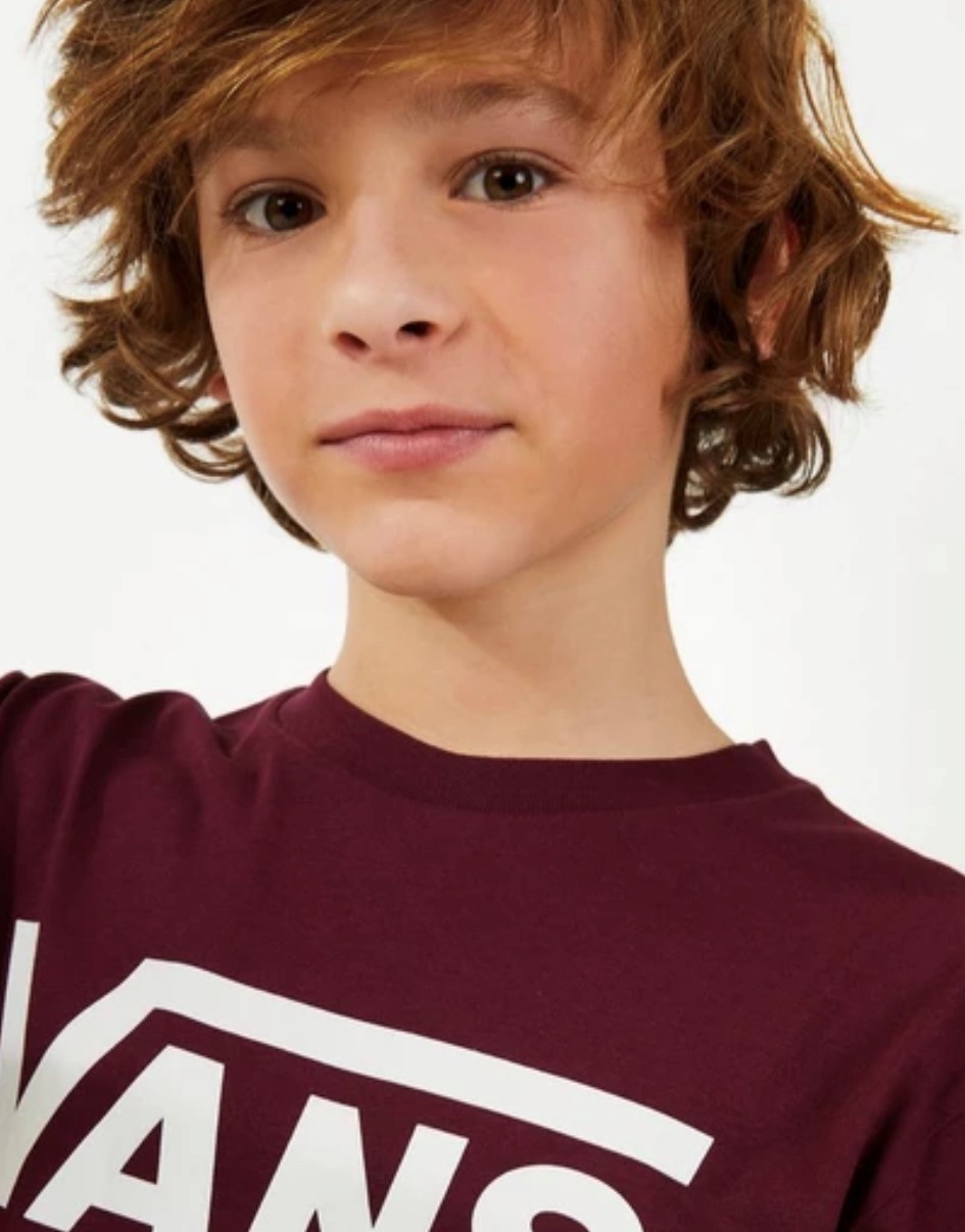 Alexander V | Network Model Agency