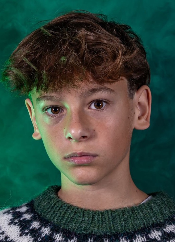 Alexander V | Network Model Agency