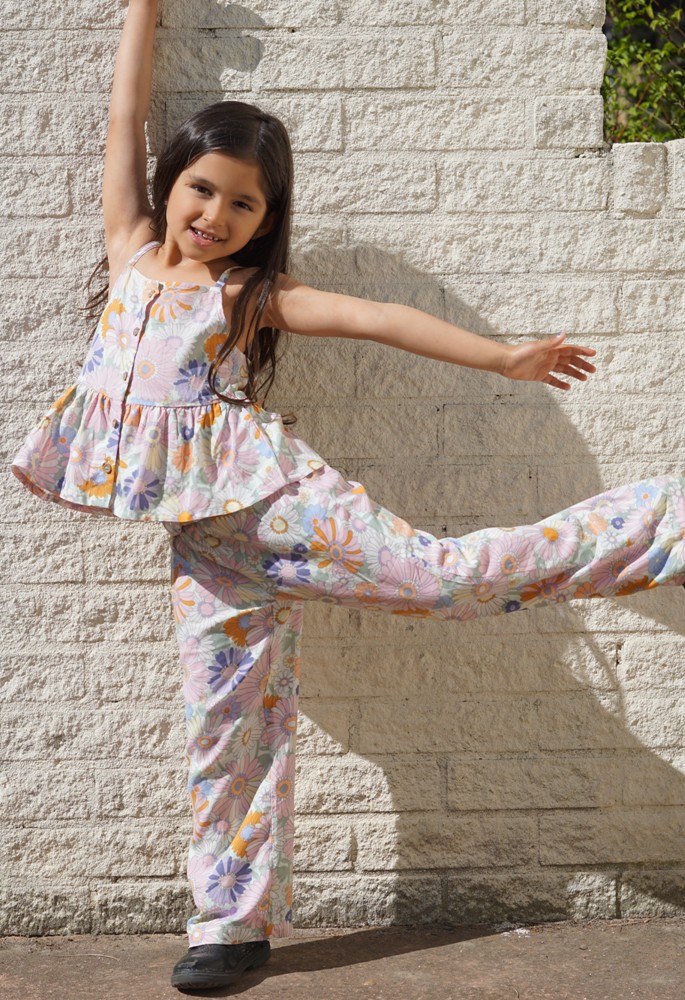 Amaryllis B | Network Model Agency