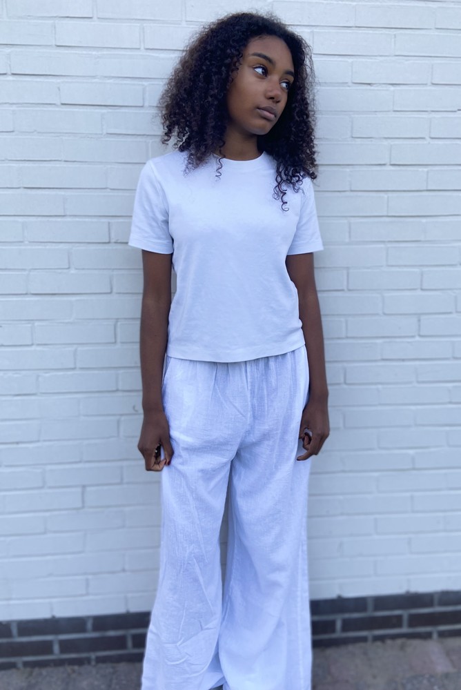 Amber H | Network Model Agency