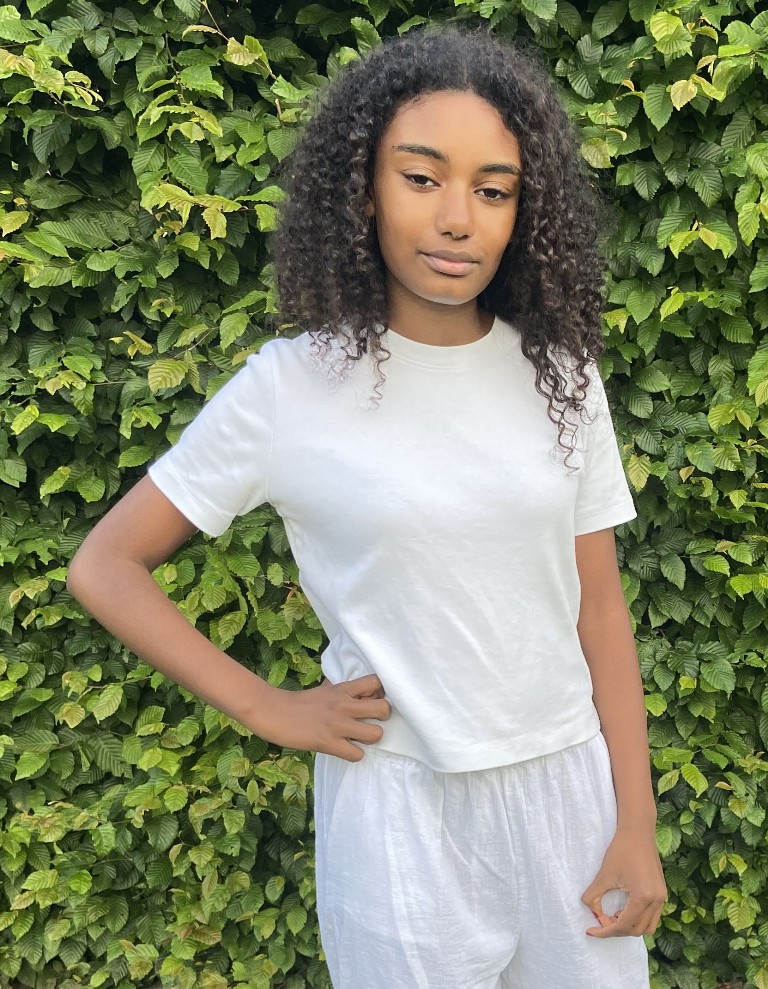 Amber H | Network Model Agency