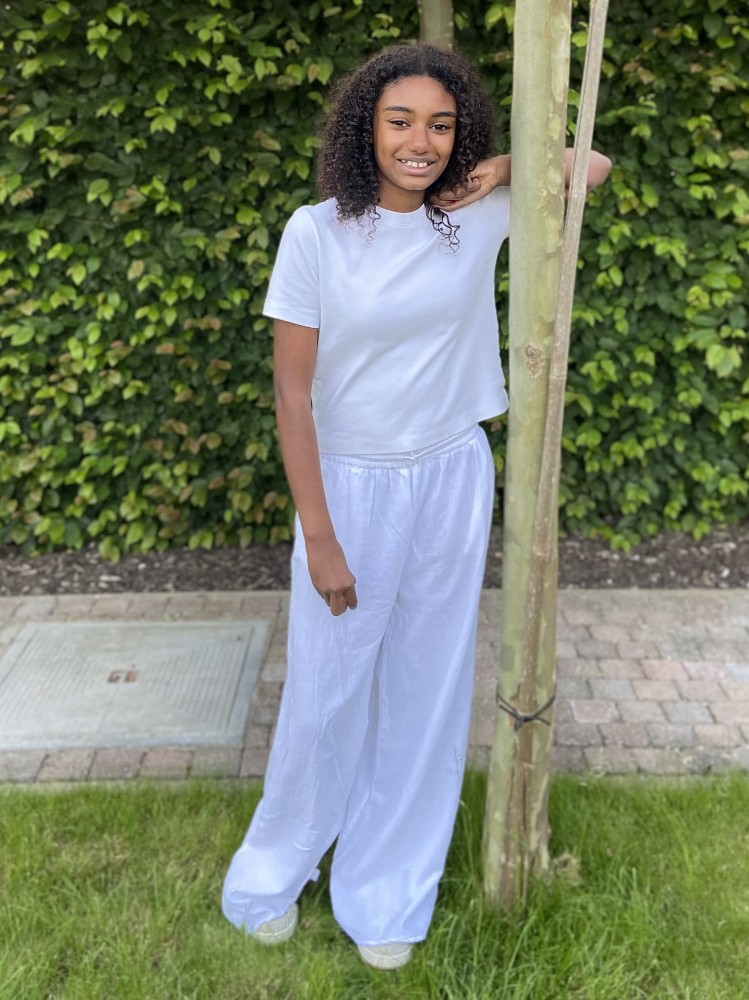 Amber H | Network Model Agency