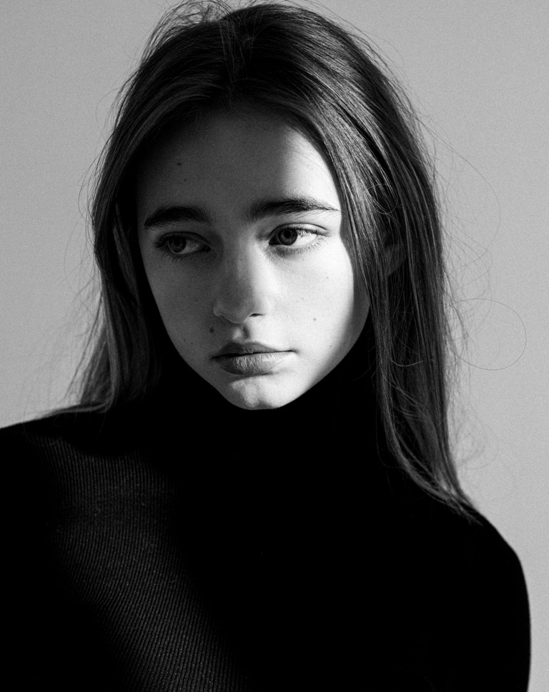 Amelia L | Network Model Agency