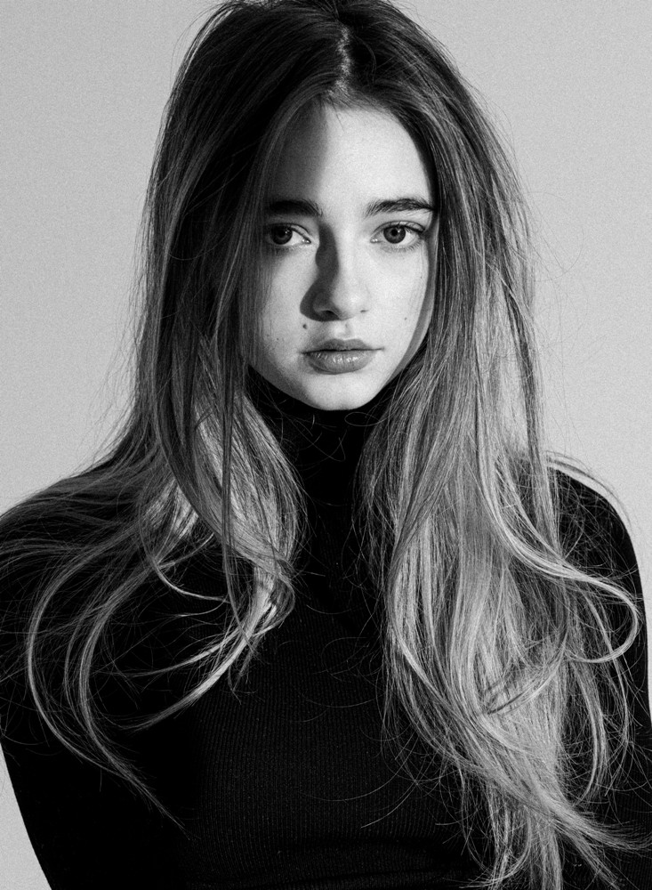 Amelia L | Network Model Agency