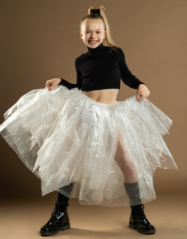 Amélie D | Network Model Agency