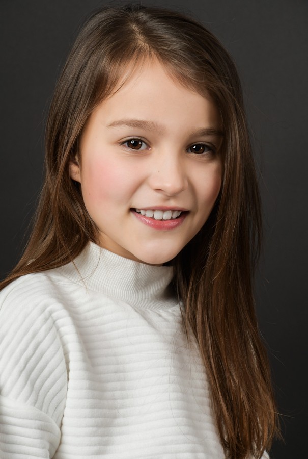 Amelie J | Network Model Agency