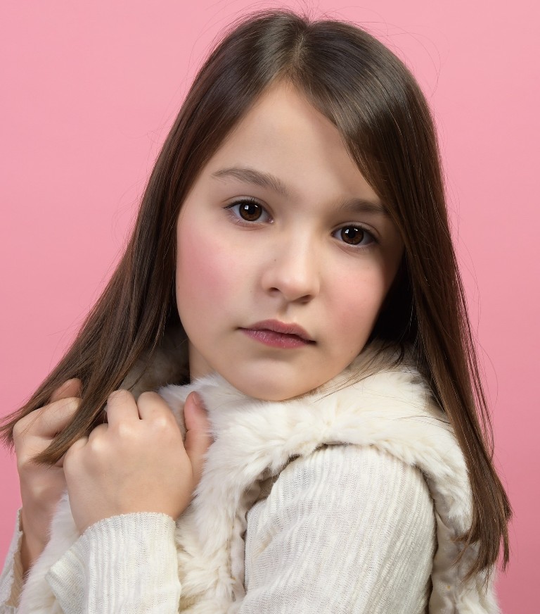 Amelie J | Network Model Agency