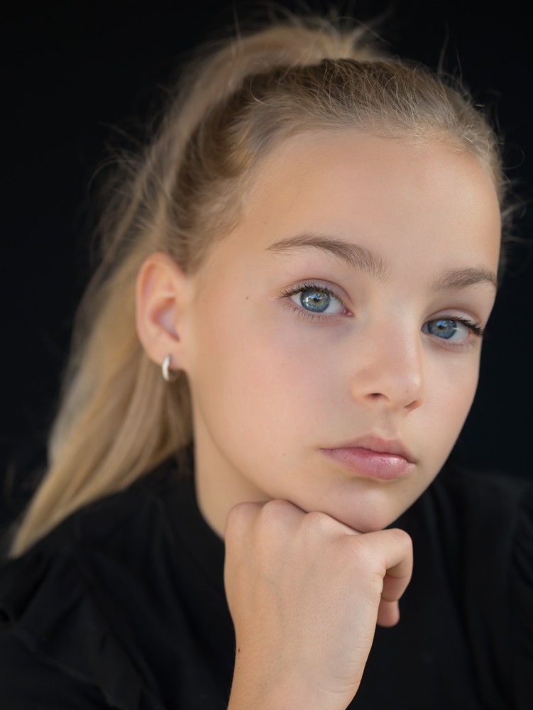 Amelie S | Network Model Agency