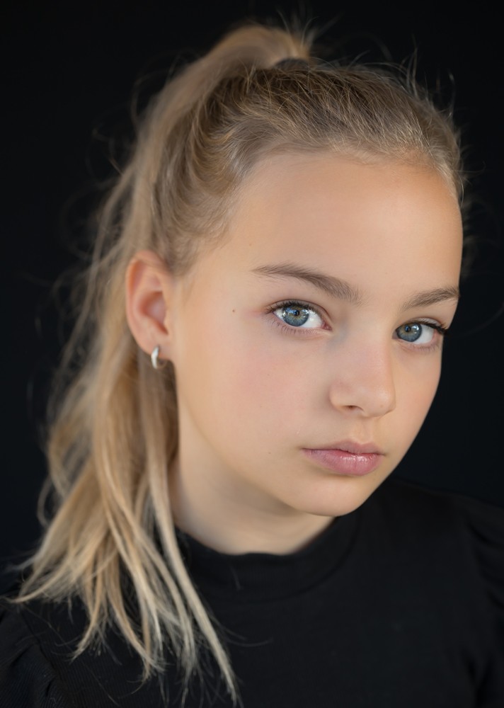 Amelie S | Network Model Agency