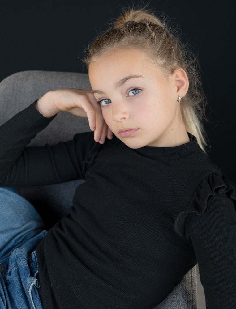 Amelie S | Network Model Agency