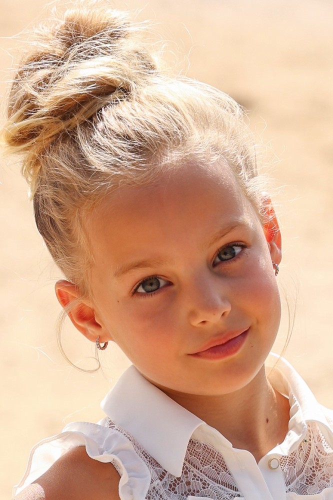 Amelie S | Network Model Agency