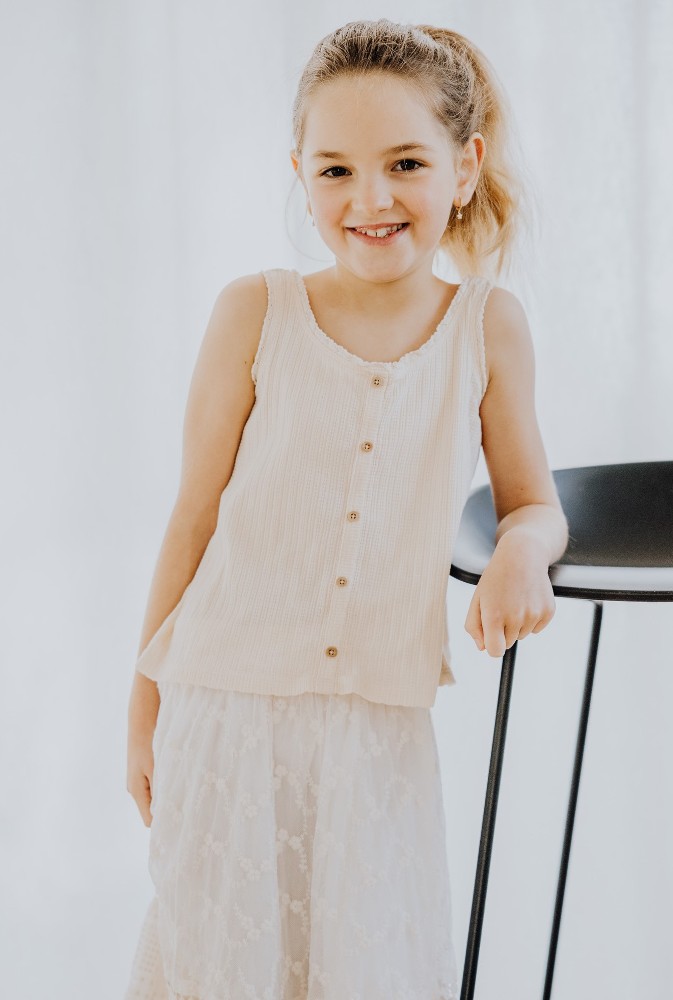 Amélie V | Network Model Agency