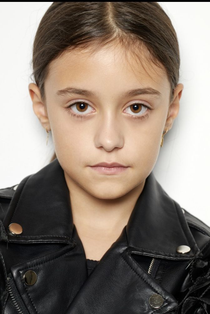Andrea L | Network Model Agency