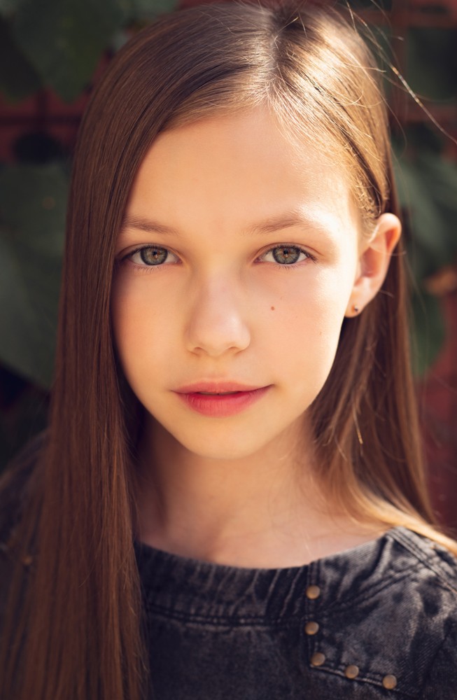 Anna-Lisa T | Network Model Agency