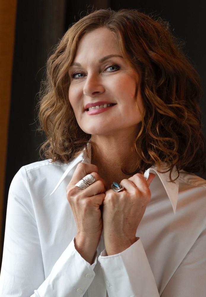 Annet B | Network Model Agency