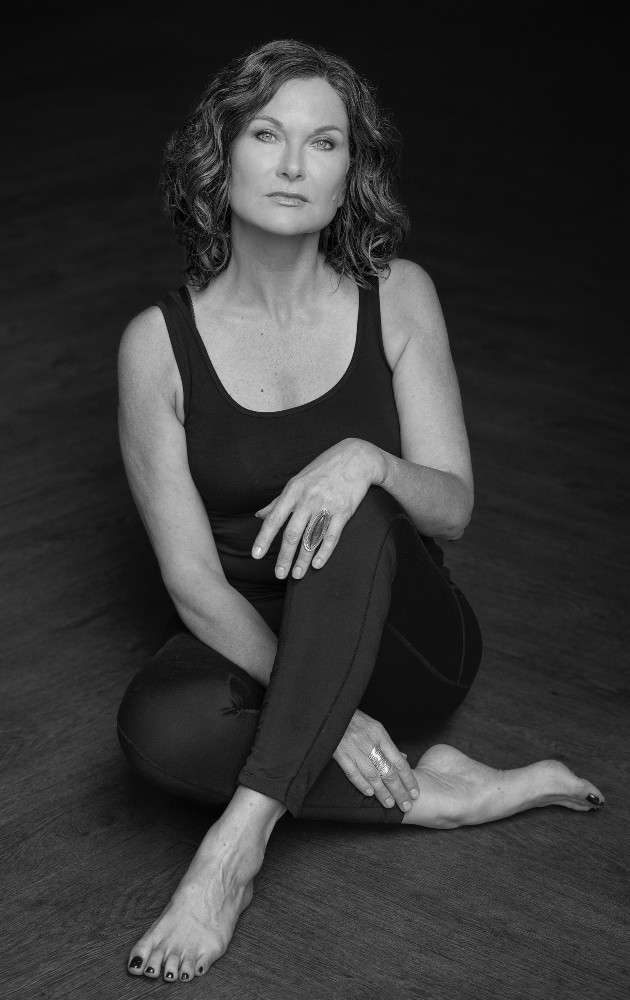 Annet B | Network Model Agency