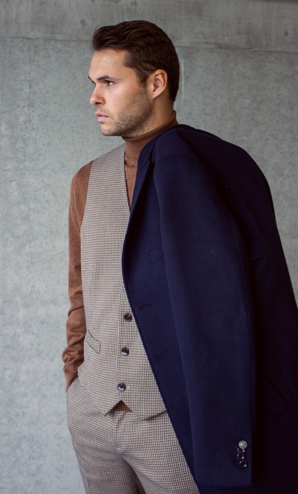 Aram G | Network Model Agency