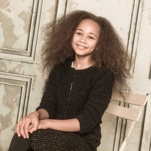 Ariëlla B | Network Model Agency