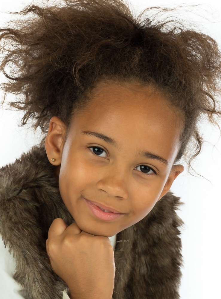 Ariëlla B | Network Model Agency