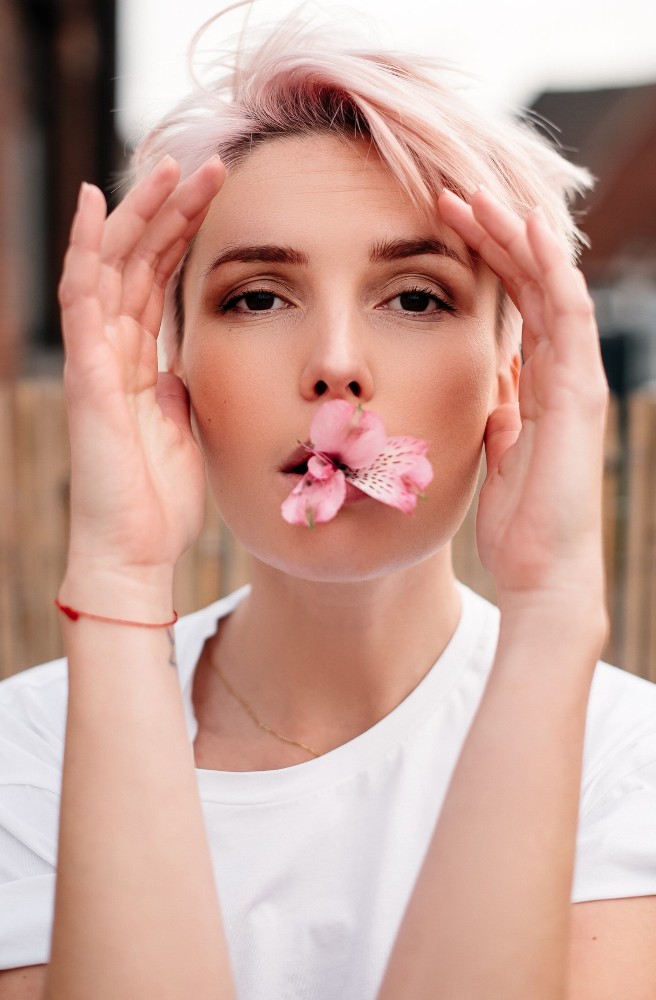 Arina Y | Network Model Agency