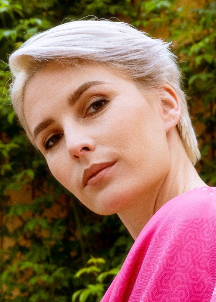 Arina Y | Network Model Agency