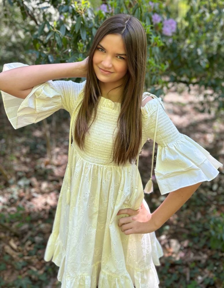 Selah vG | Network Model Agency