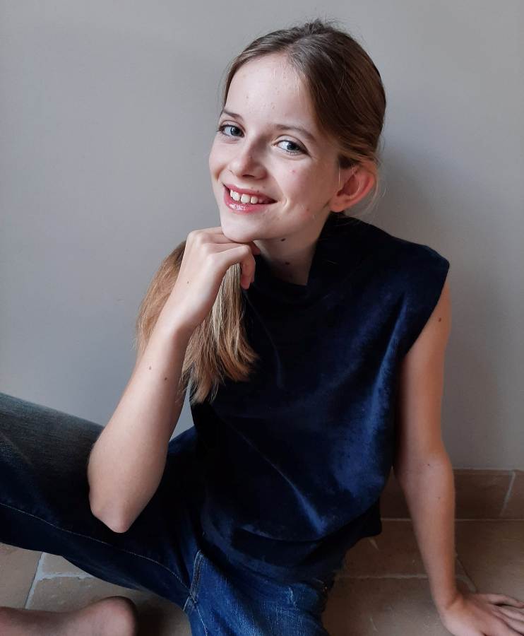 Audrey DS | Network Model Agency