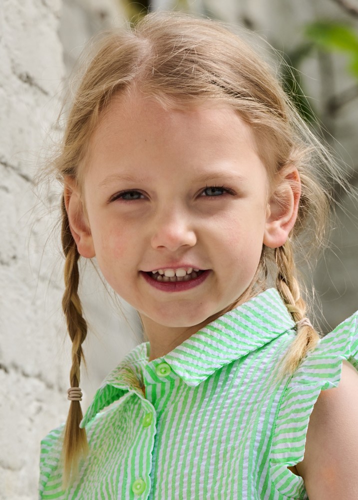 Aurélie G | Network Model Agency