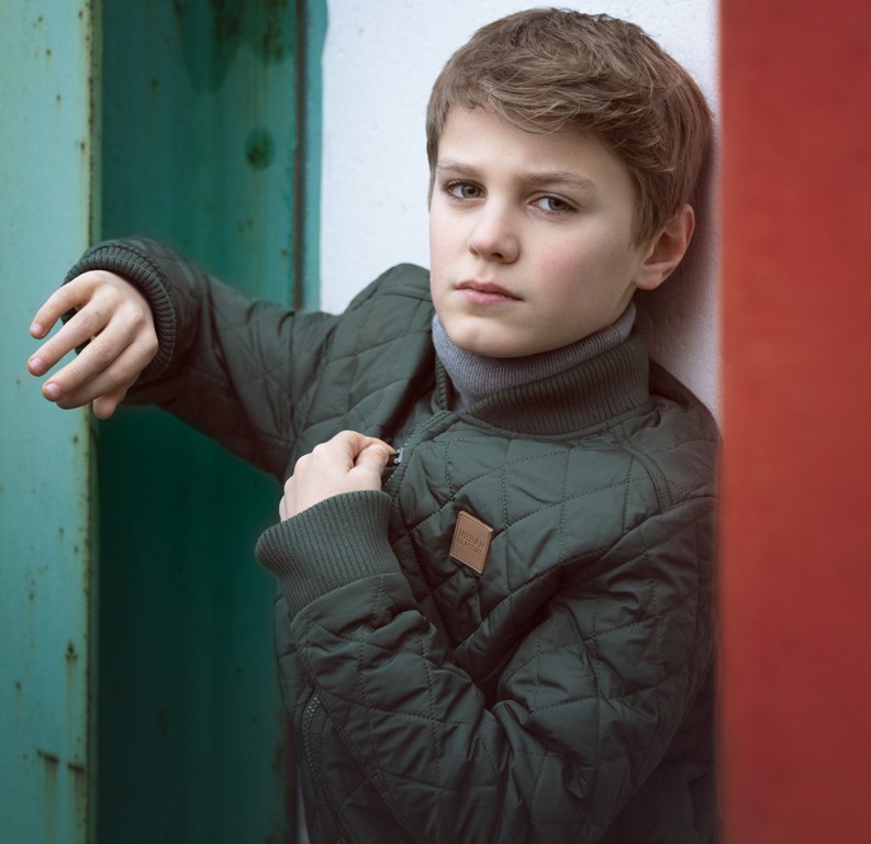 Axl DN | Network Model Agency