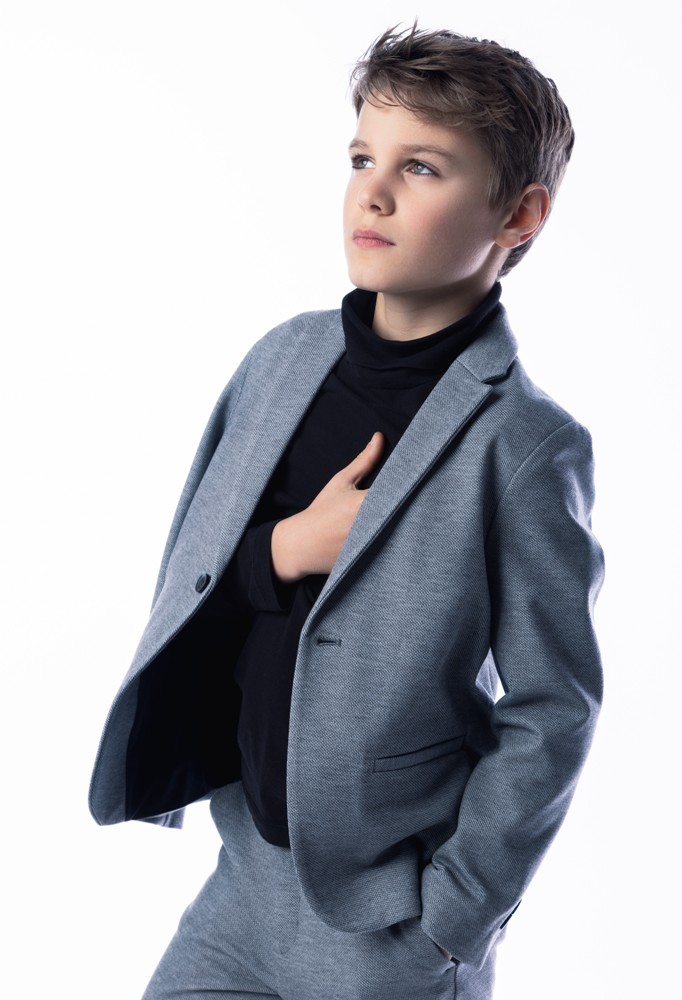 Axl DN | Network Model Agency