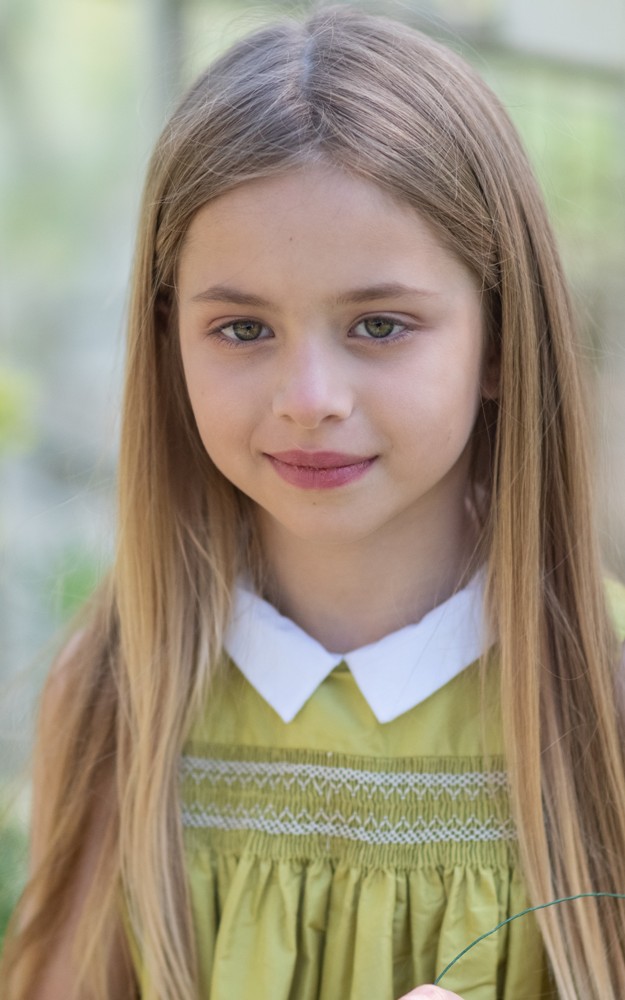 Babette M | Network Model Agency