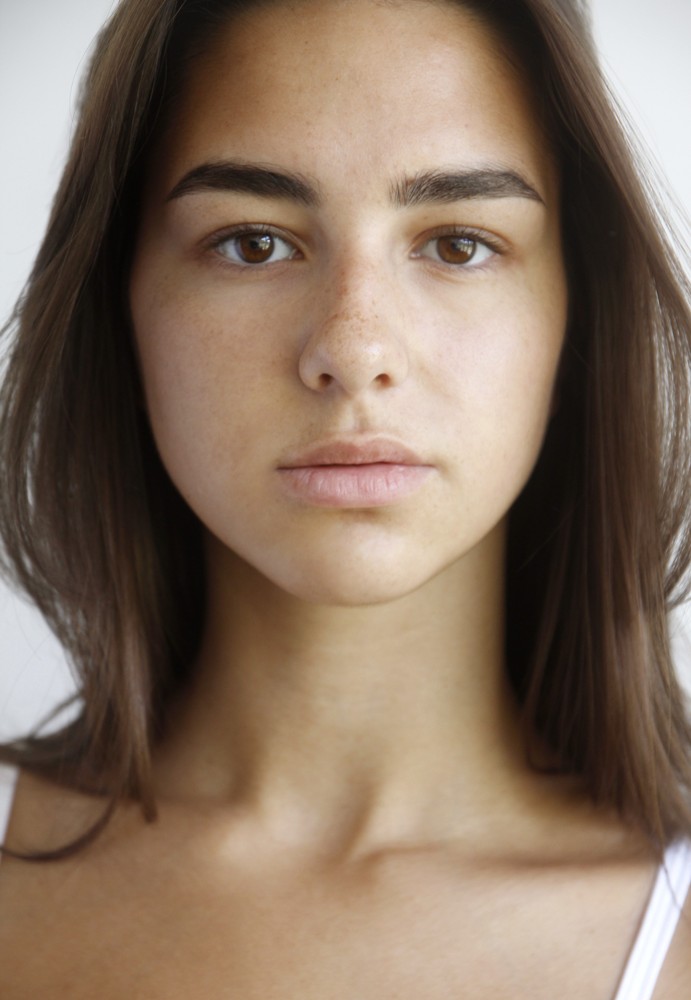 Roos H | Network Model Agency
