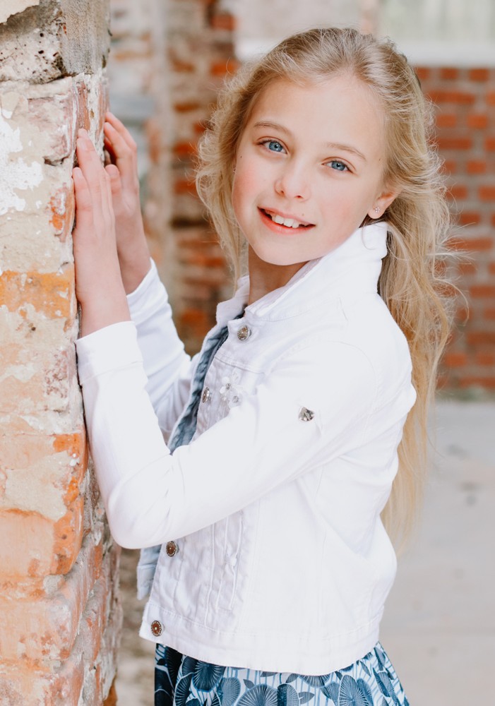 Bo E | Network Model Agency