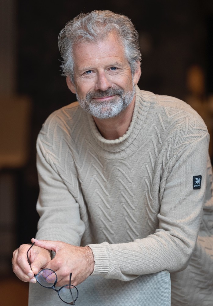 Bob L | Network Model Agency