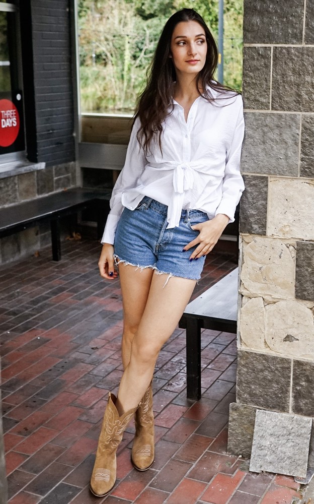 Brenda T | Network Model Agency