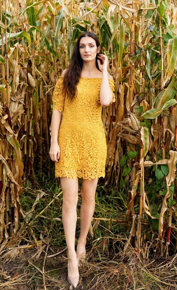 Brenda T | Network Model Agency