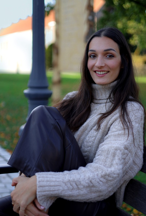 Brenda T | Network Model Agency